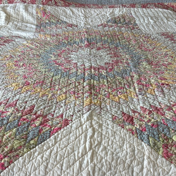 The Company Store | Bedding | The Company Store Lone Star King Patchwork Quilt | Poshmark